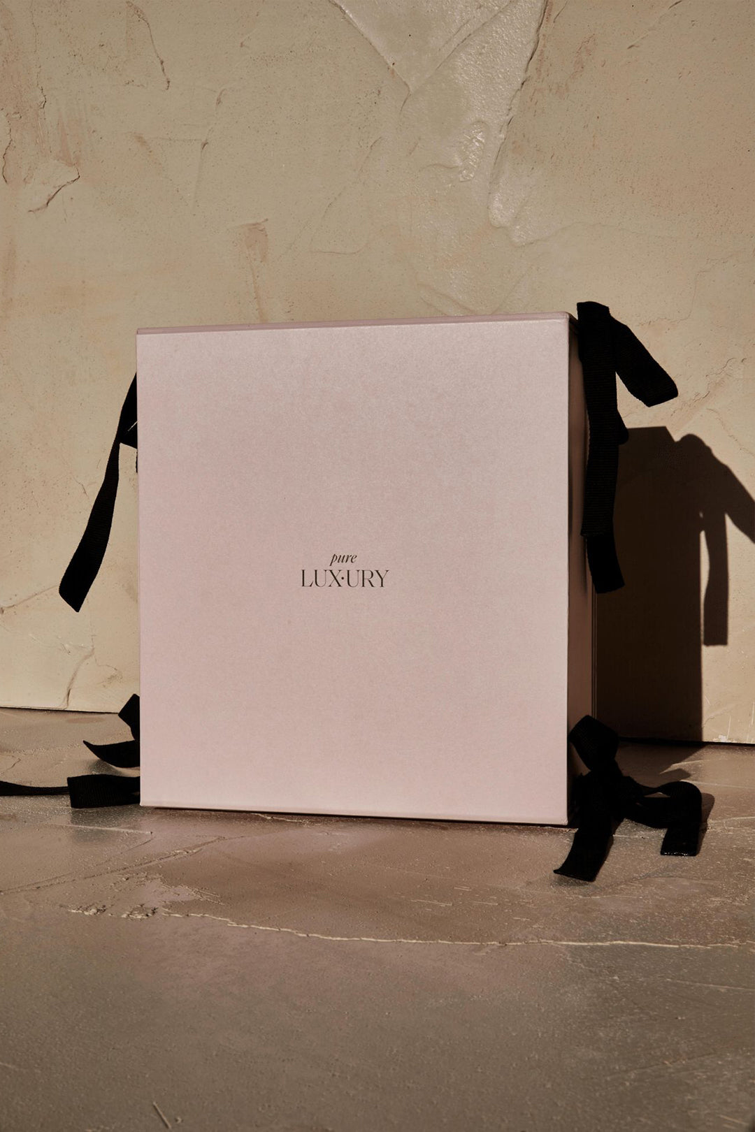Pure LUX•URY Box – + LUX UNFILTERED